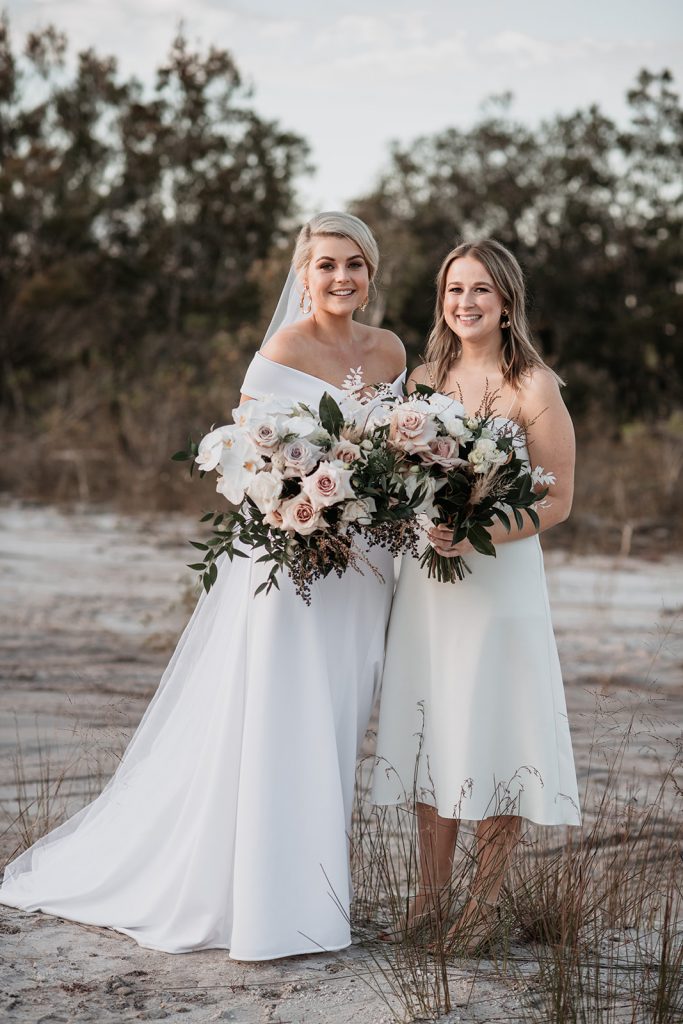 Libby + Jordan Noosa Waterfront - Mondo Floral Designs