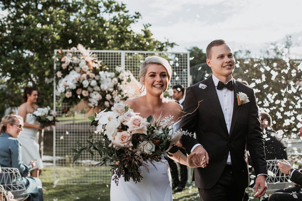 Libby + Jordan Noosa Waterfront - Mondo Floral Designs
