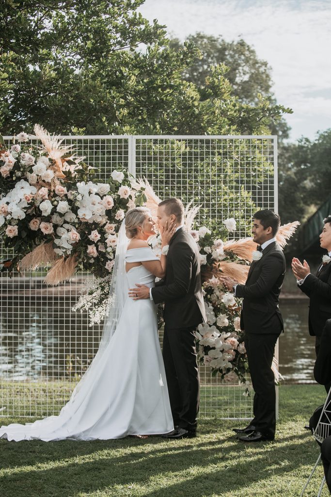 Libby + Jordan Noosa Waterfront - Mondo Floral Designs