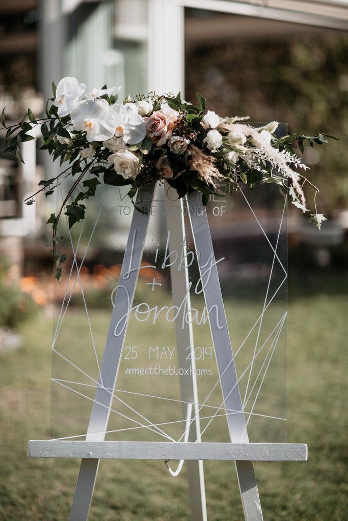 Libby + Jordan Noosa Waterfront - Mondo Floral Designs