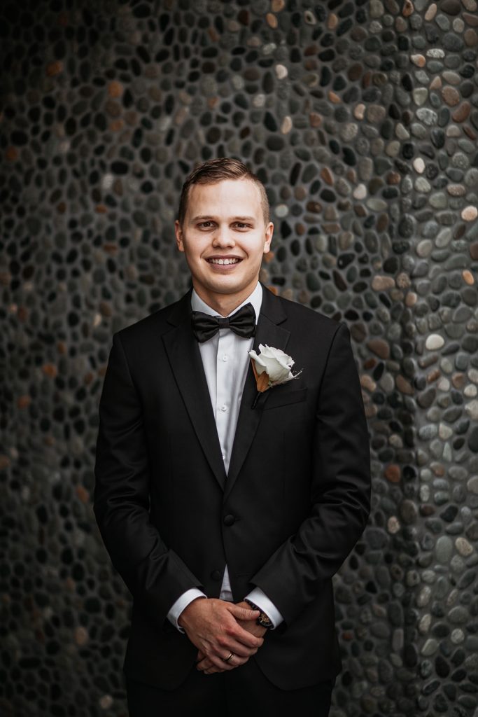 Libby + Jordan Noosa Waterfront - Mondo Floral Designs