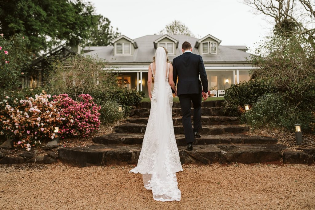 Sophisticated Modern Wedding Style - Mondo Floral Designs