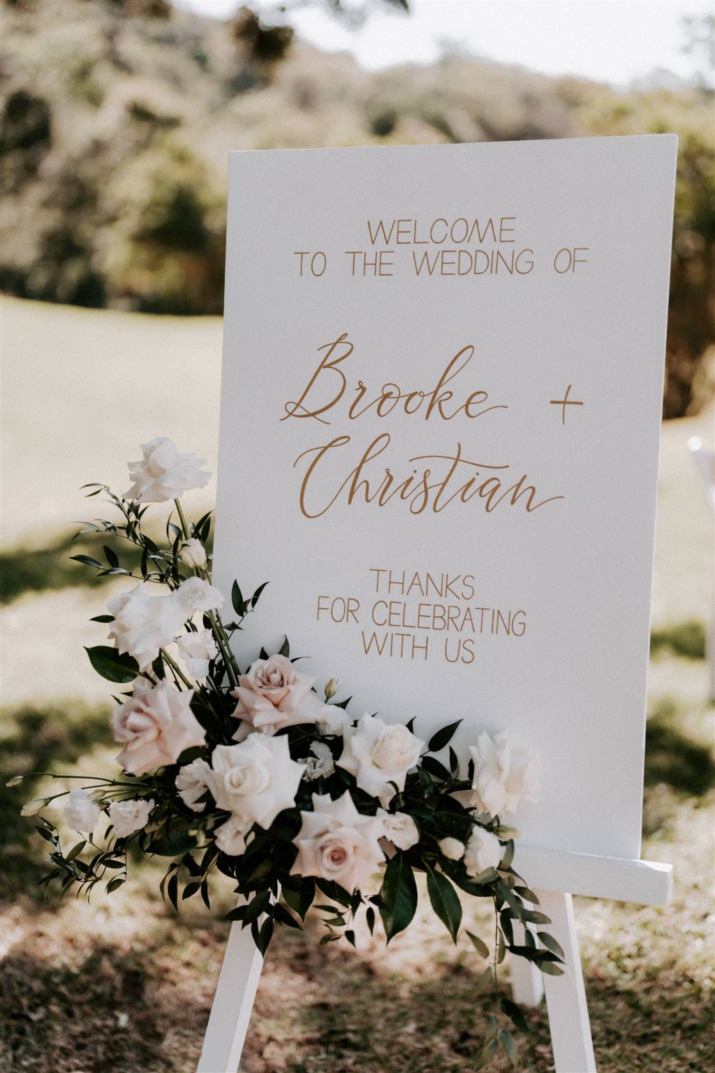 Brooke + Christian at Maleny Manor - Mondo Floral Designs