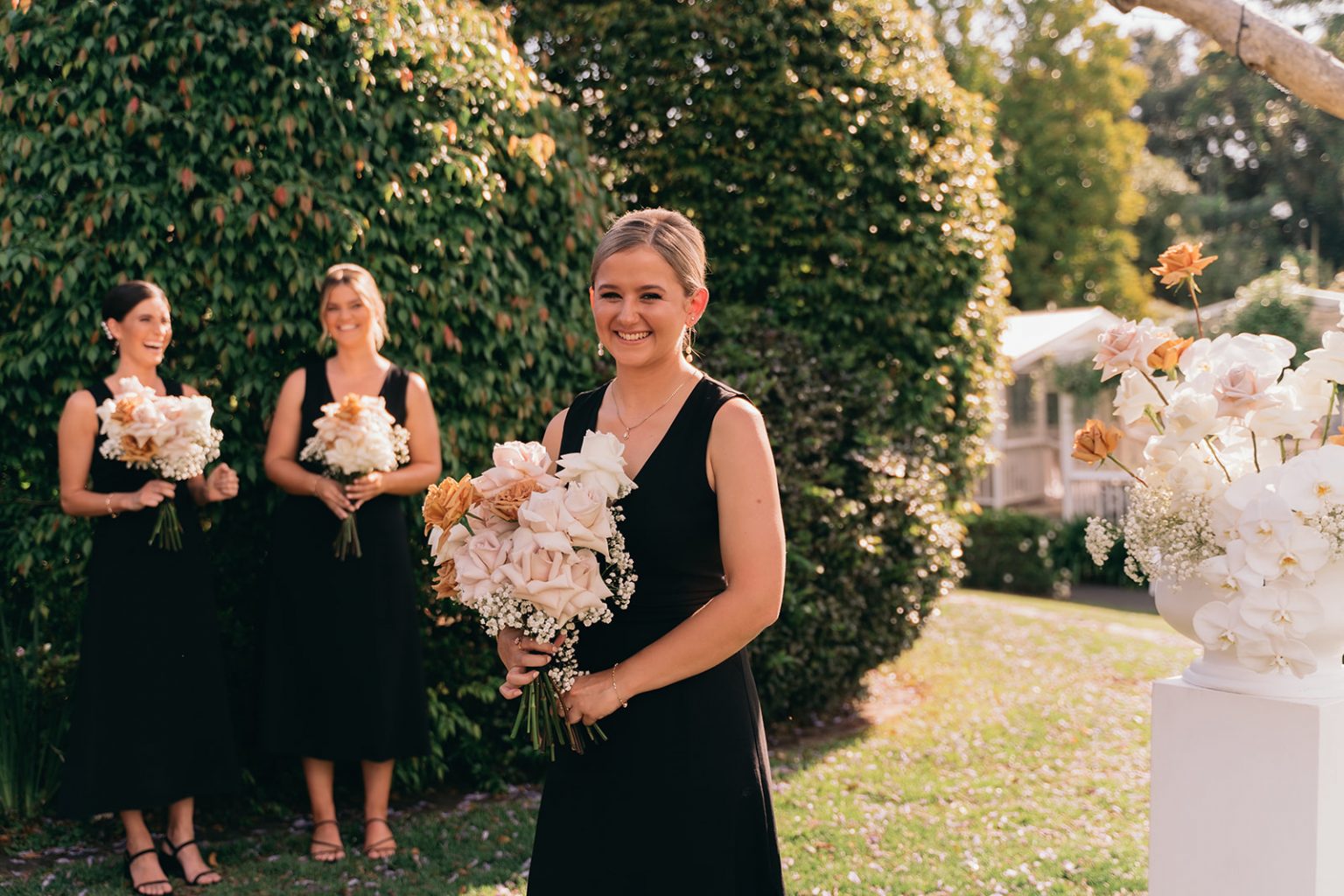 Georgia + Tim Spicers Clovelly Wedding - Mondo Floral Designs